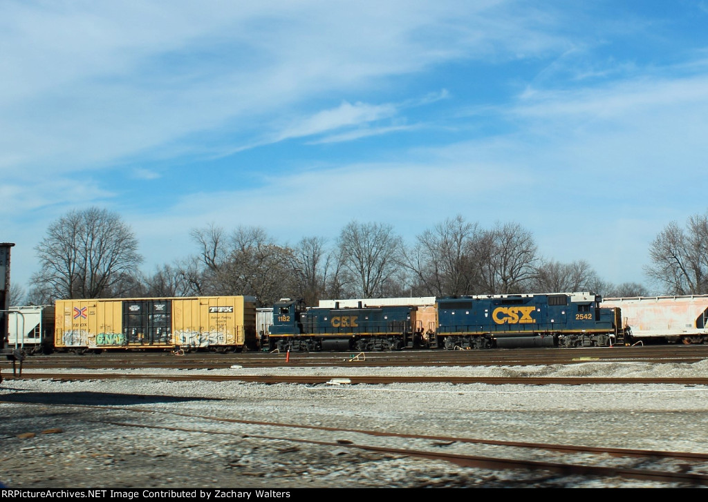 CSX 1182 2542